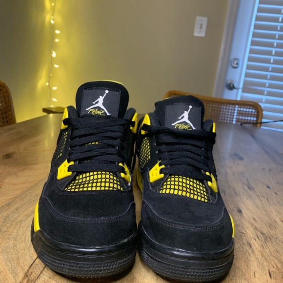 Jordan | Shoes | Thunder Retro 4s | Poshmark